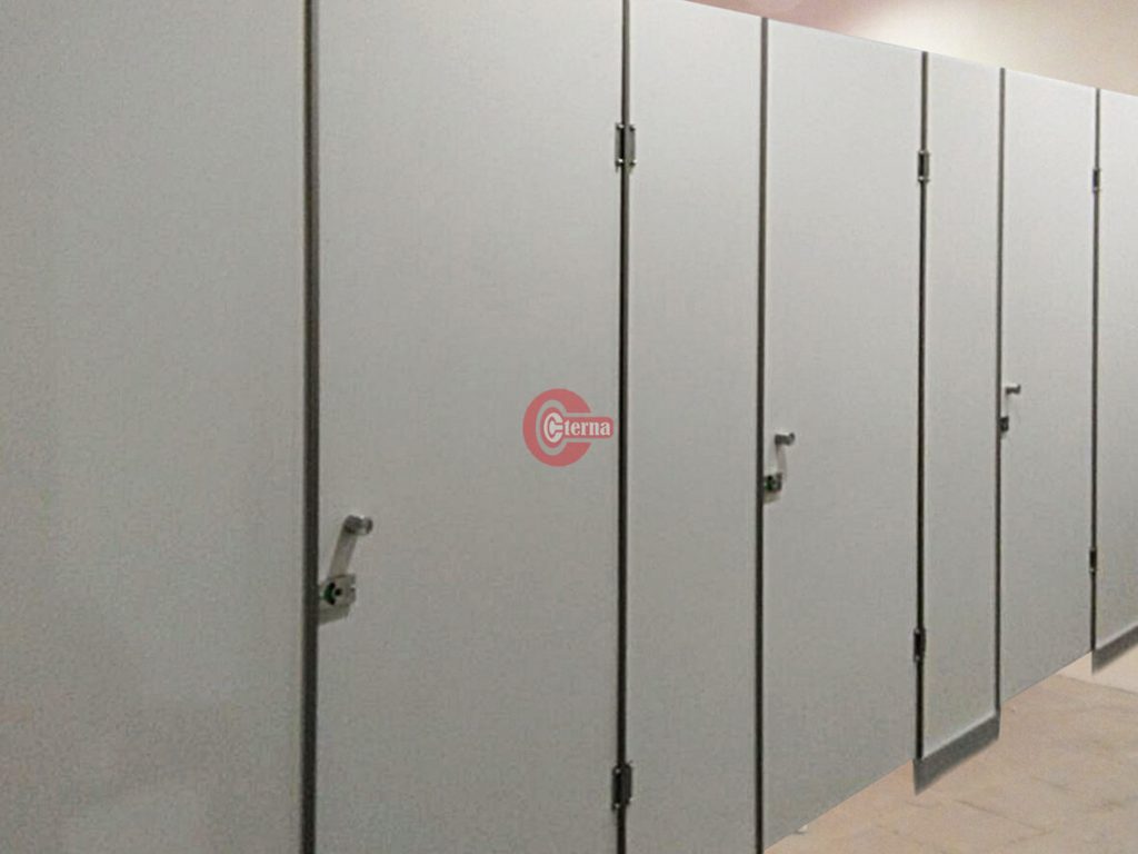 Partisi Cubicle Toilet Wooden - Wooden Toilet Partitions